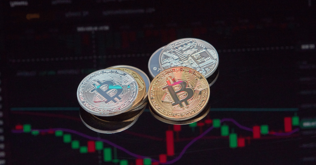 Does Coinbase Report to the IRS (Explained)